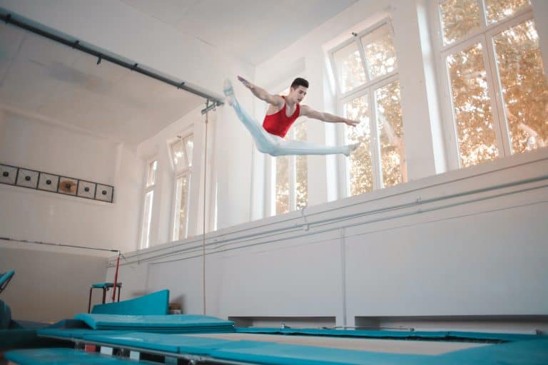 The Ultimate Beginner’s Guide to Trampolining - Sport Fitness Advisor
