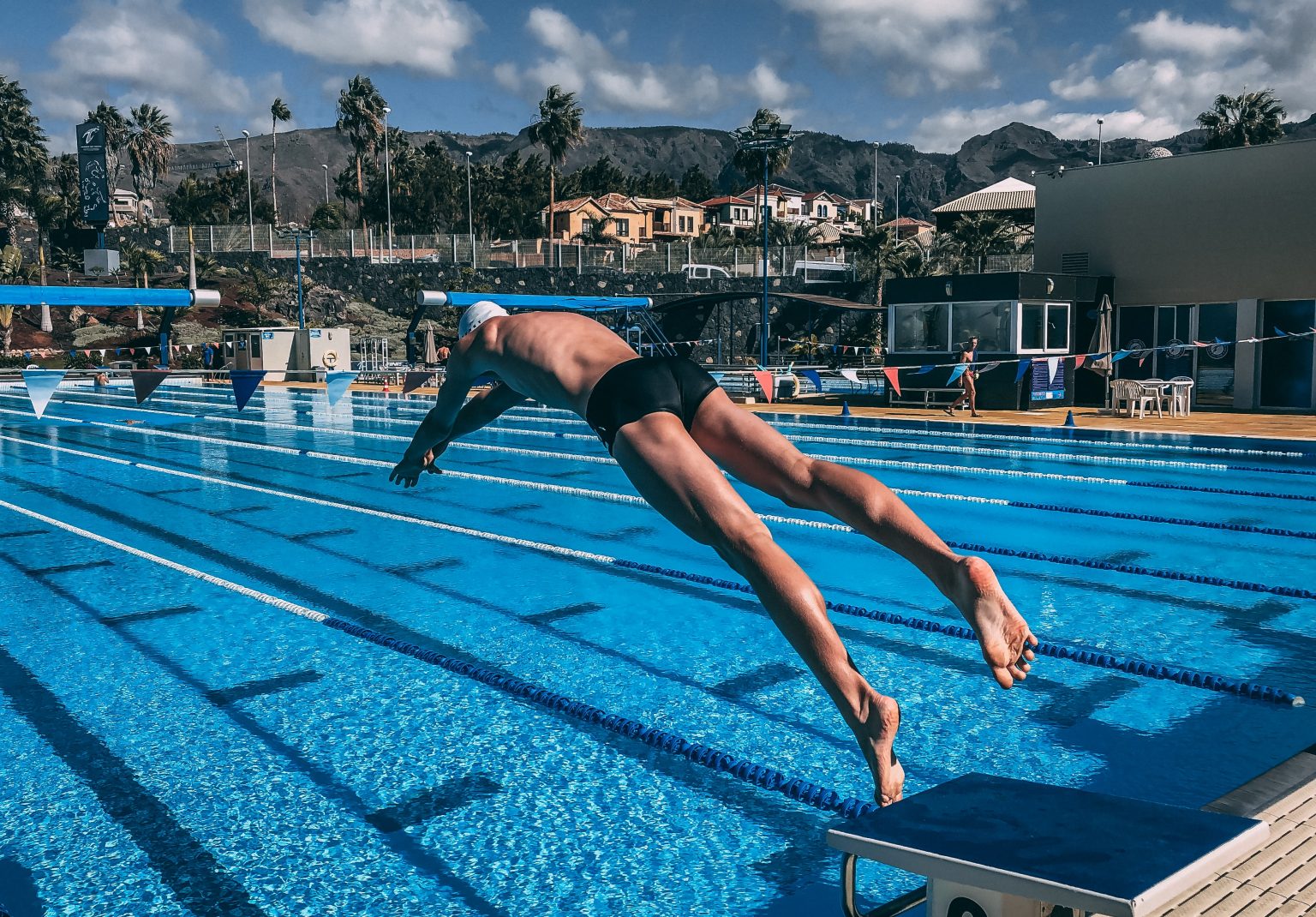 Best Swim Workout for Triathlon - Sport Fitness Advisor